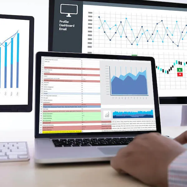 Analyse textuelle : définition et exemples - Qualtrics